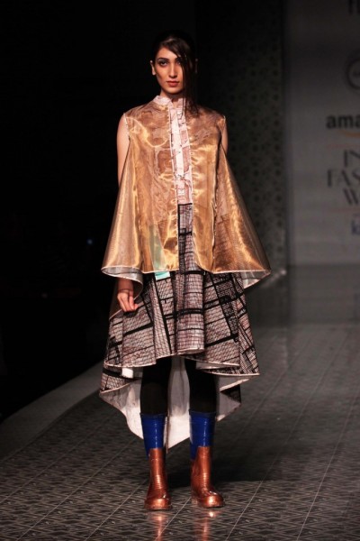 Amit Aggarwal Fashion Designer | Amit Aggarwal Designer Collection ...