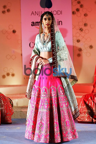 Anju Modi Fashion Designer | Anju Modi Designer Collection | Anju Modi ...