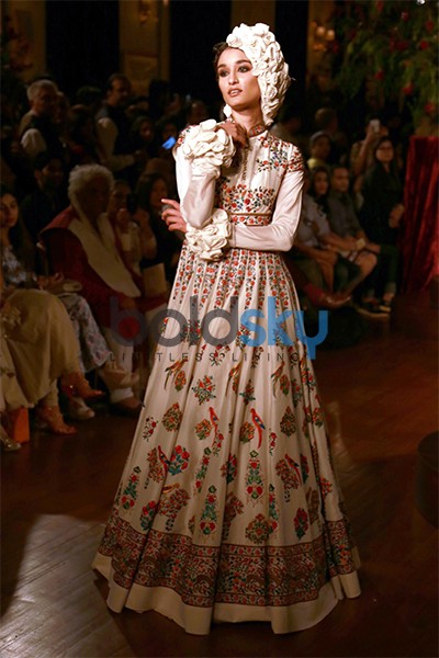 Rohit Bal Fashion Designer | Rohit Bal Designer Collection | Rohit Bal ...