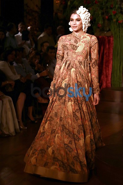 Rohit Bal Fashion Designer | Rohit Bal Designer Collection | Rohit Bal ...