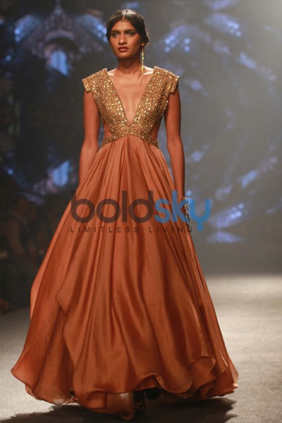 Shantanu And Nikhil Fashion Designer | Shantanu And Nikhil Designer ...