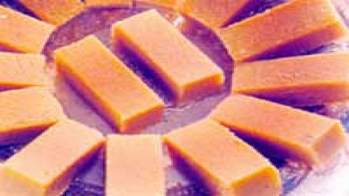 Mysore Pak: Karnataka Sweet Dish - Boldsky.com
