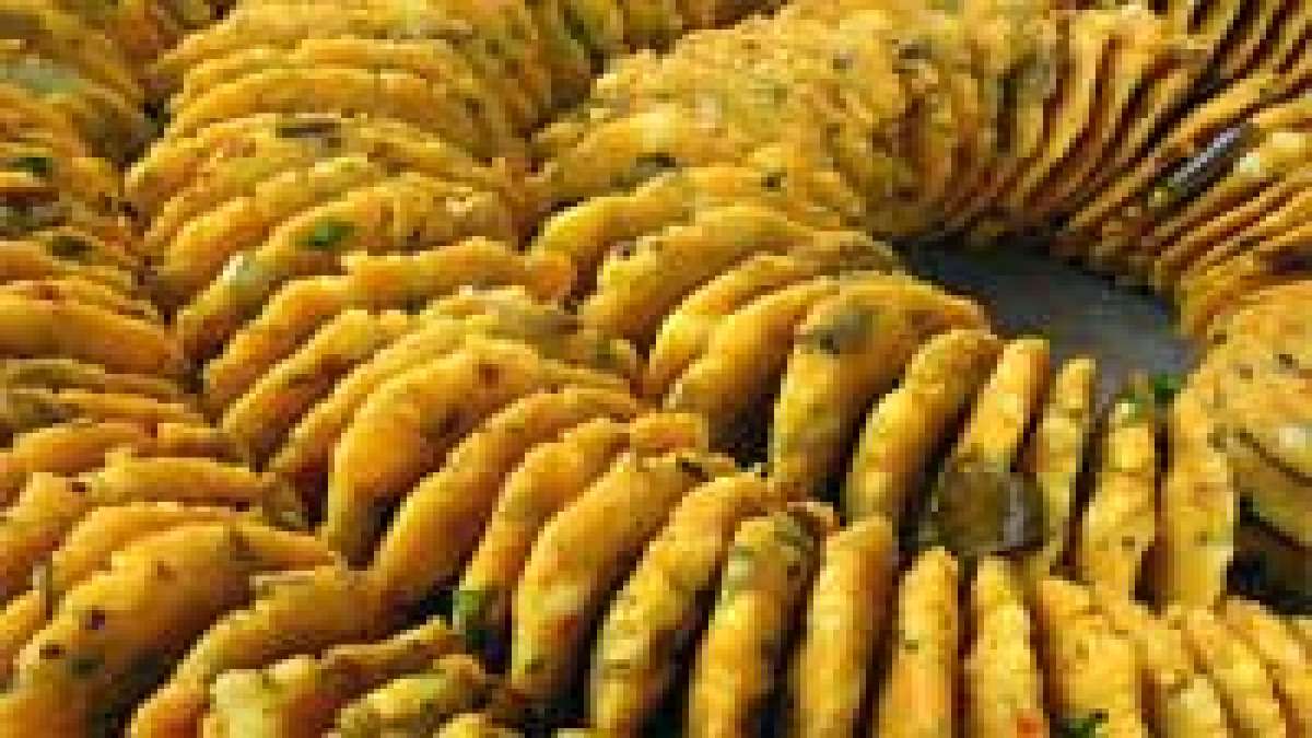 Maddur Vada Recipe – A Perfect Evening Snack - Boldsky.com
