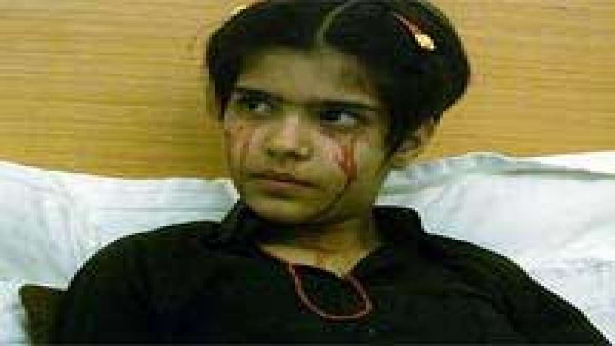 Twinkle Dwivedi- The Girl Who Cries Blood! - Boldsky.com