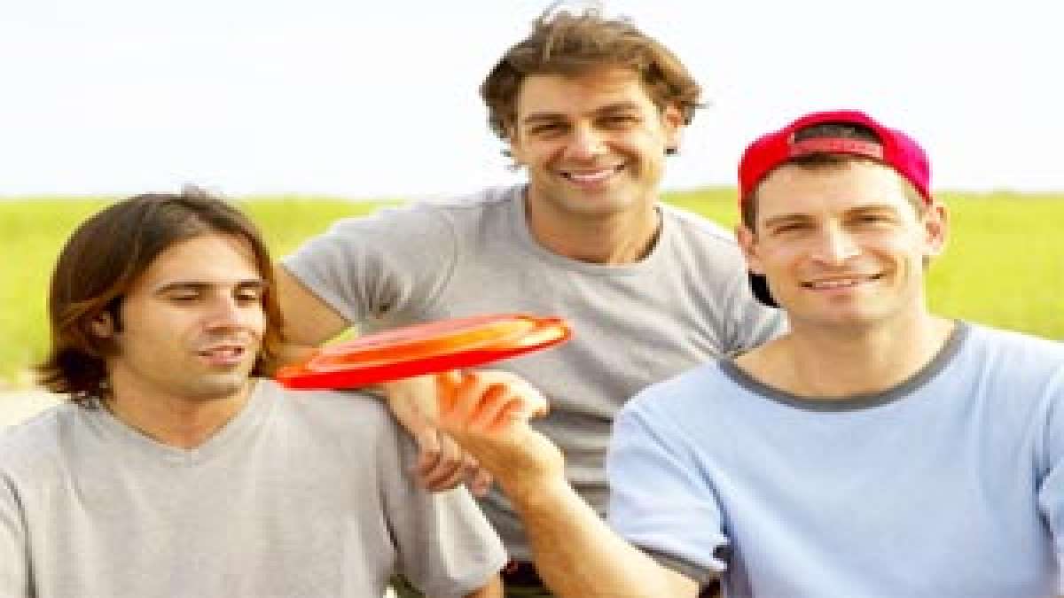 Celebrate Friendship Day With Pals! - Boldsky.com