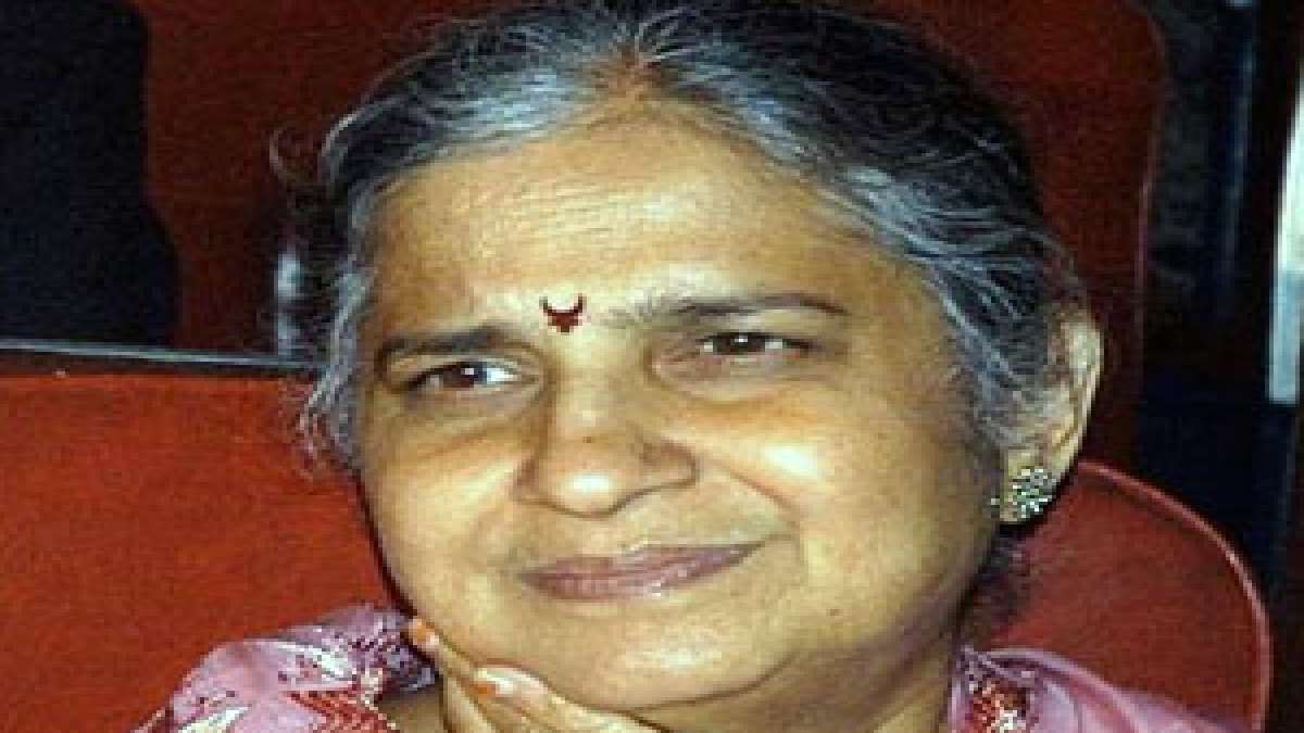 Sudha Murthy's Birthday: Inspiring Story Of A Woman Engineer - Boldsky.com