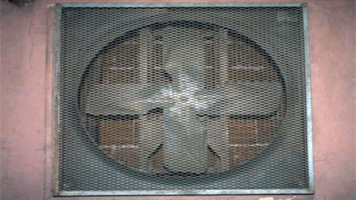 Clean Exhaust Fan With Less Effort! - Boldsky.com