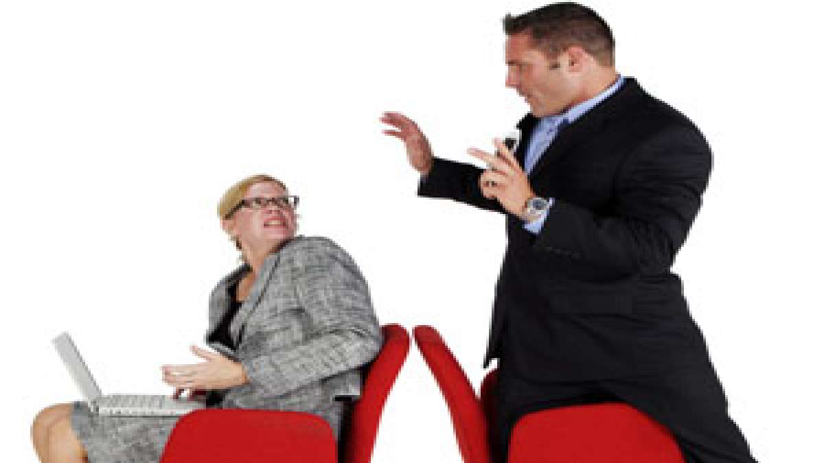 How To Deal With Nosey People? - Boldsky.com