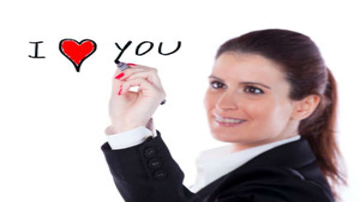 5 Of The World's Most Romantic Languages - Boldsky.com