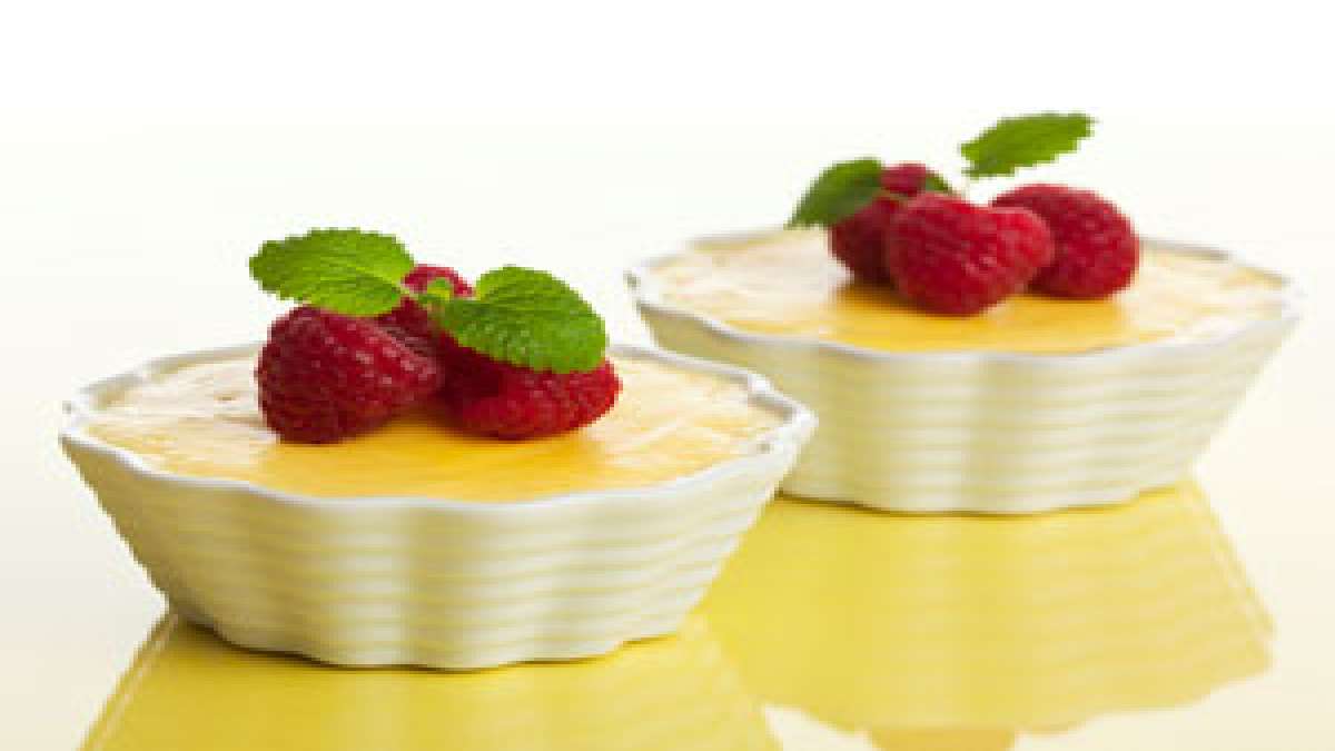 Rose Custard: Holi Sweet Dish - Boldsky.com