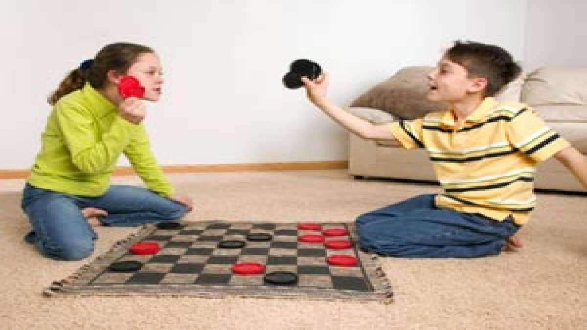 Kids Alone At Home: Things You Need To Do - Boldsky.com