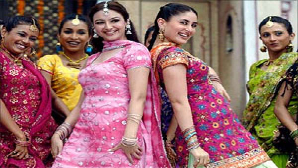 Unique Indian Hairstyles Using Paranda - Boldsky.com