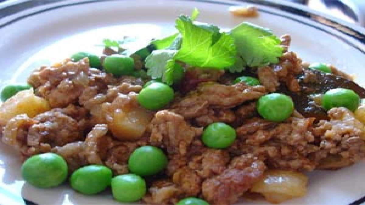 Kheema Mutter Curry: A Taste Of Awadh - Boldsky.com