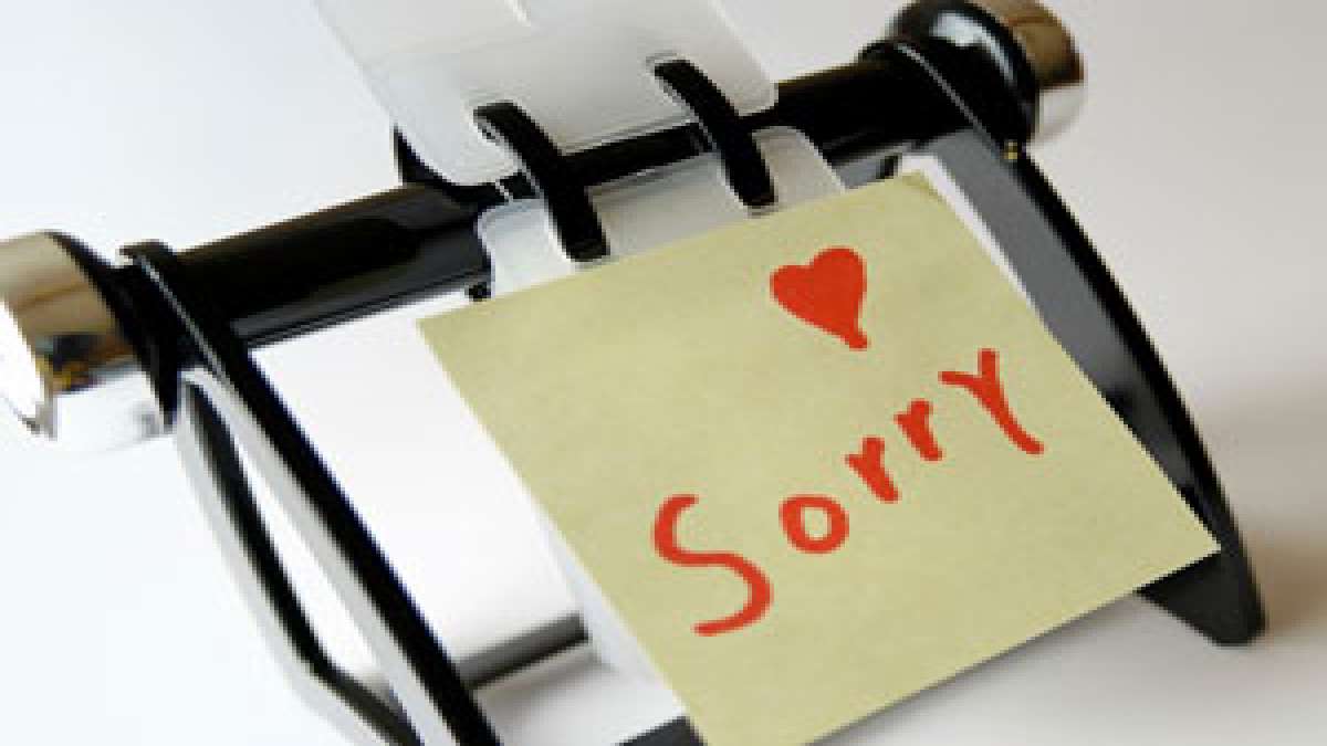 When Saying 'Sorry' Is A Must.. - Boldsky.com