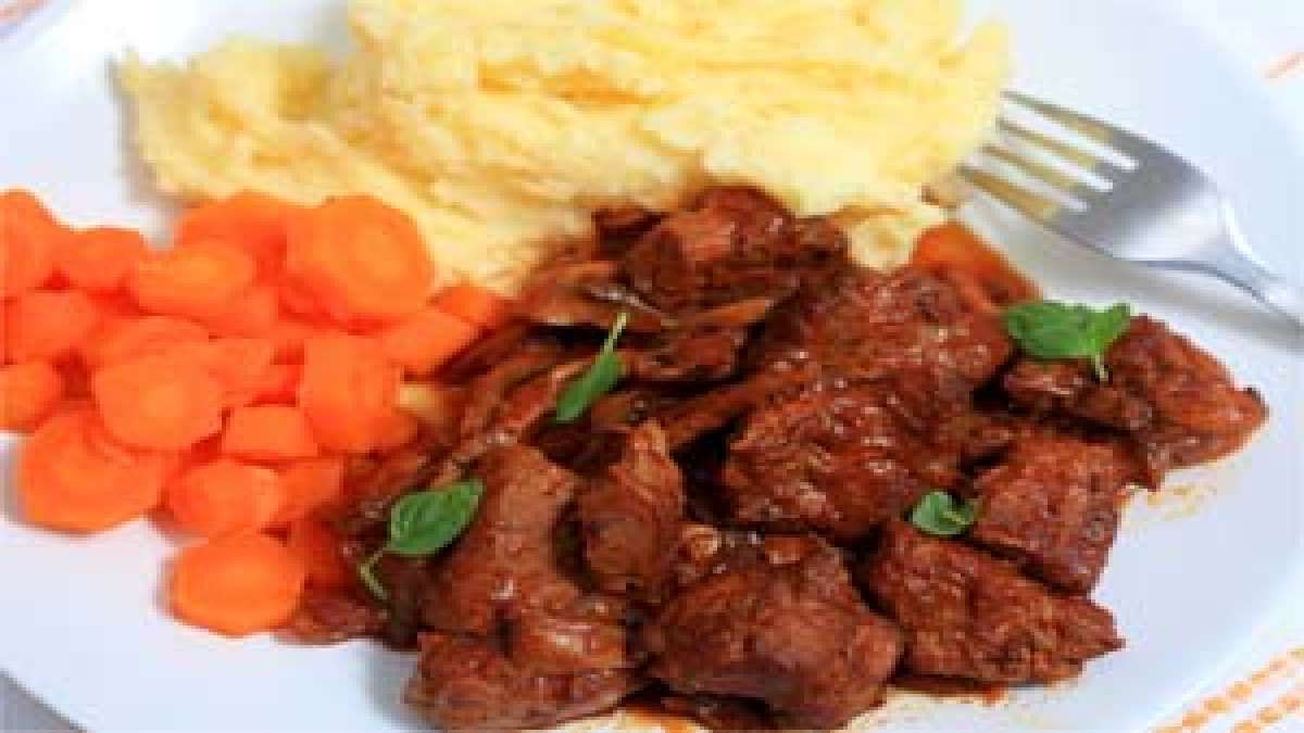 Crispy Pork Balls Recipe - Boldsky.com