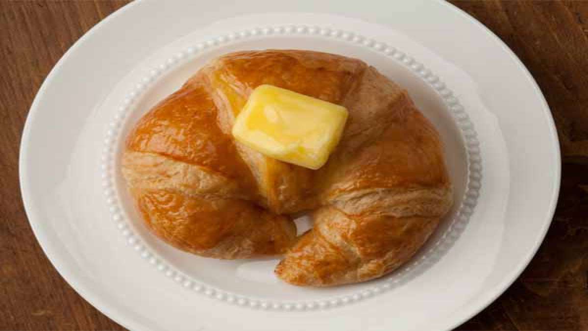 Bun Maska: Buttered Bun For Breakfast - Boldsky.com