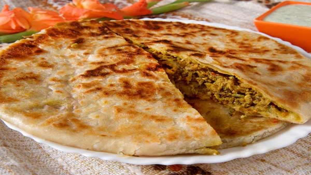 Chicken Paratha Recipe For Quick Breakfast - Boldsky.com