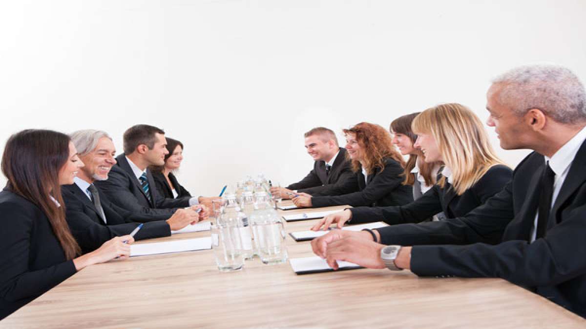 Meeting Manners To Keep In Mind - Boldsky.com