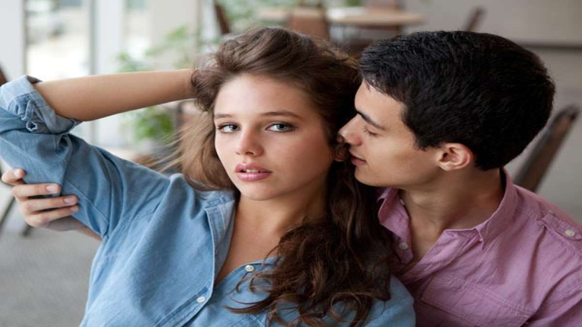 Dating As A Virgin Girl