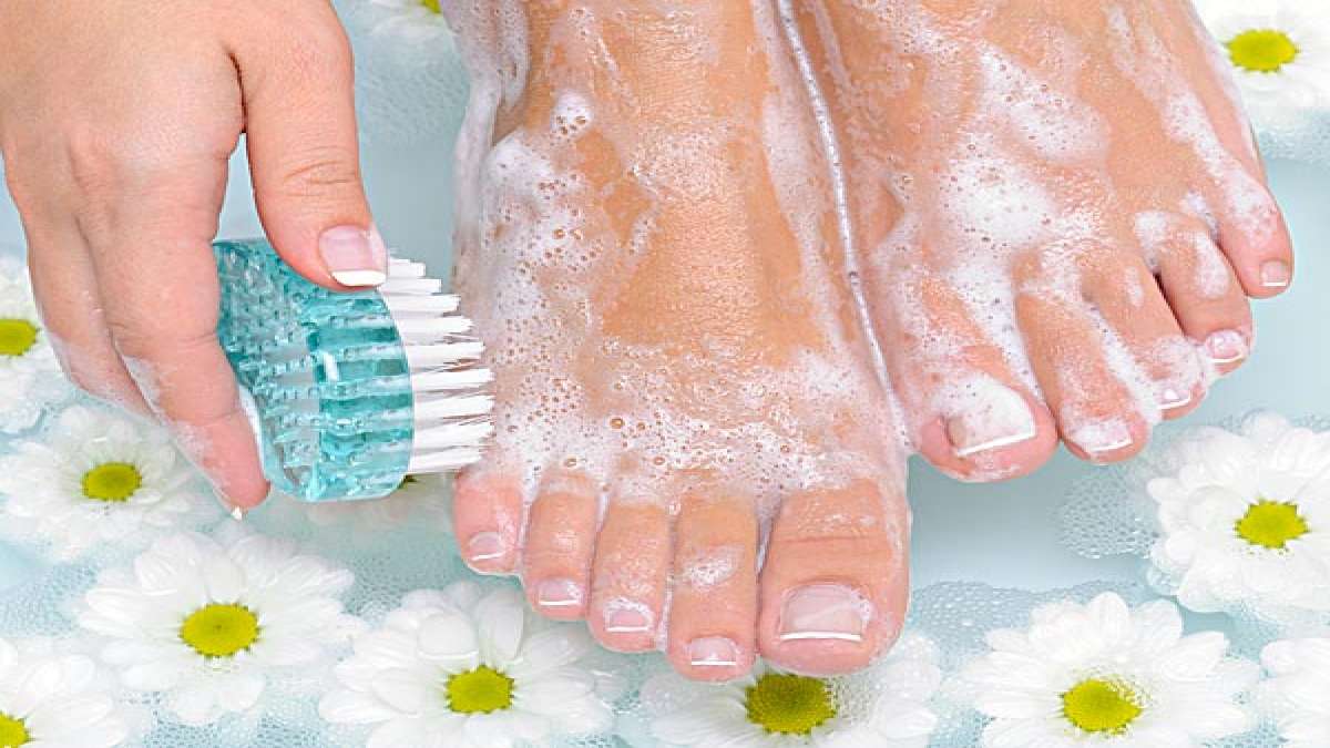 The Perfect Toenail Care At Home - Boldsky.com