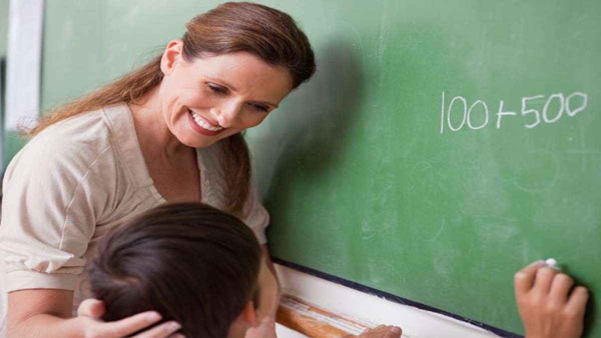 Having A Crush On Your Teacher? - Boldsky.com