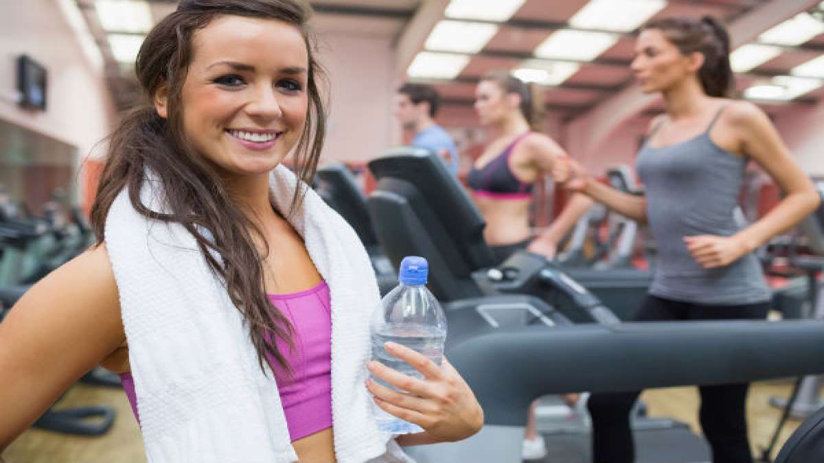 Reasons Why Gyming Is Healthy For Women - Boldsky.com