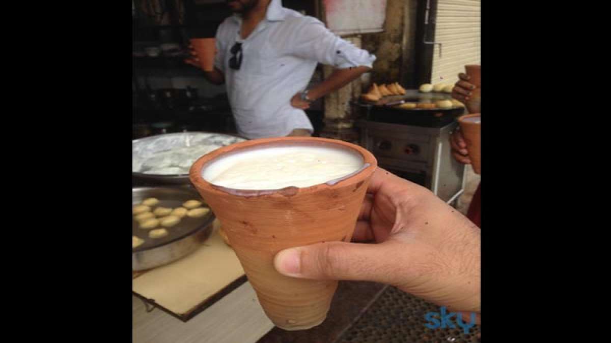 Chilled Matka Lassi Recipe - Boldsky.com