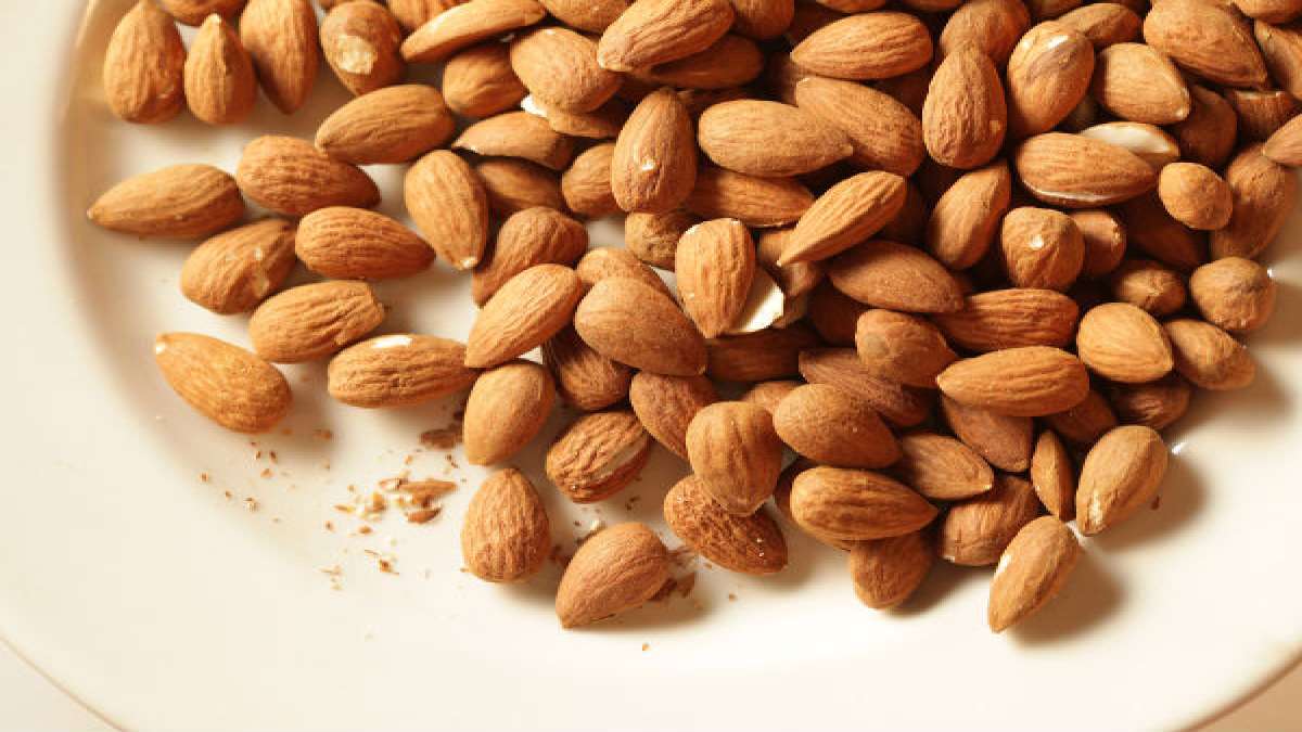 Almonds For Skin Whitening - Boldsky.com