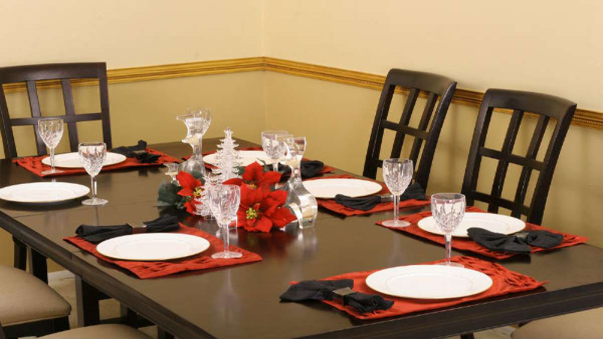 Tips For Setting A Dining Table - Boldsky.com