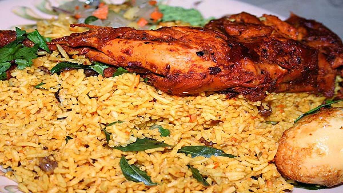 Thalassery Biriyani Recipe For Ramzan - Boldsky.com