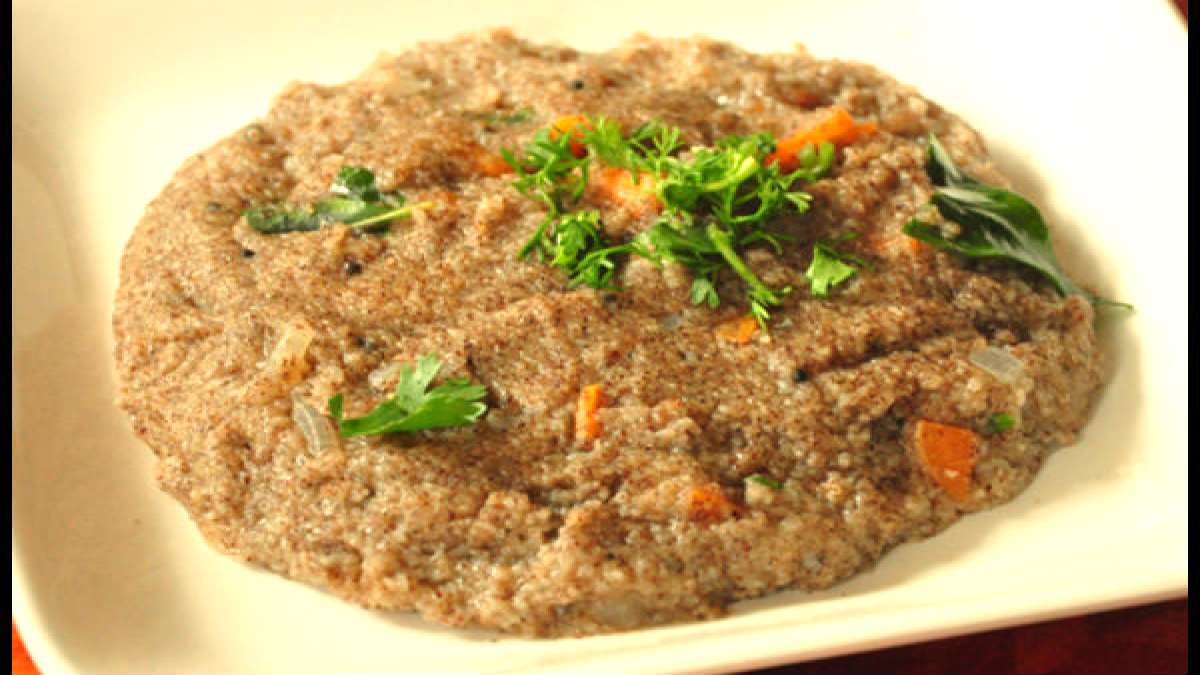 Light & Healthy Ragi Upma Recipe - Boldsky.com