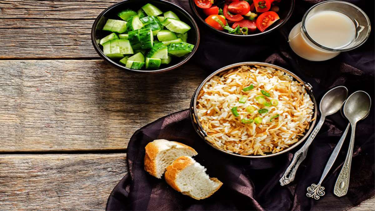 Instant & Easy Onion Rice Recipe - Boldsky.com