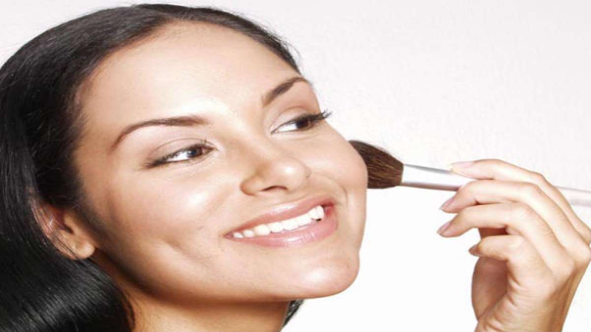 6 Tips To Look Great At Work - Boldsky.com