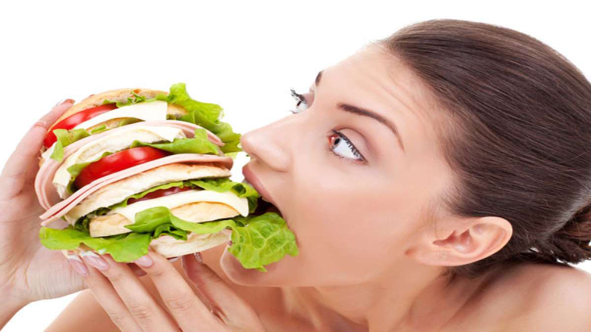 10 Signs That You Have Put On Weight - Boldsky.com