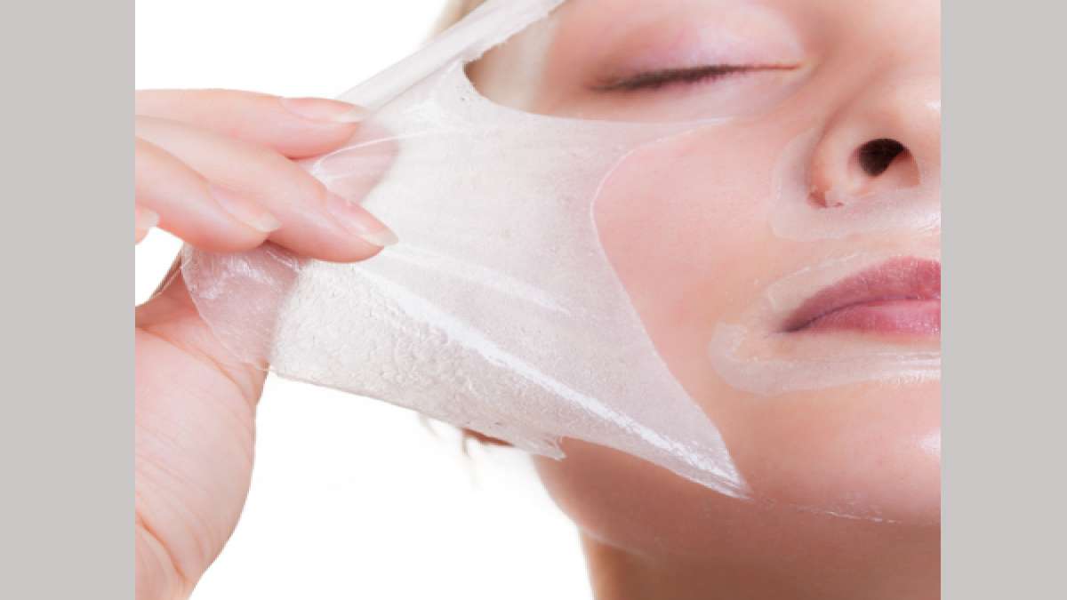 Steps To Use Facial Peeling Gel - Boldsky.com