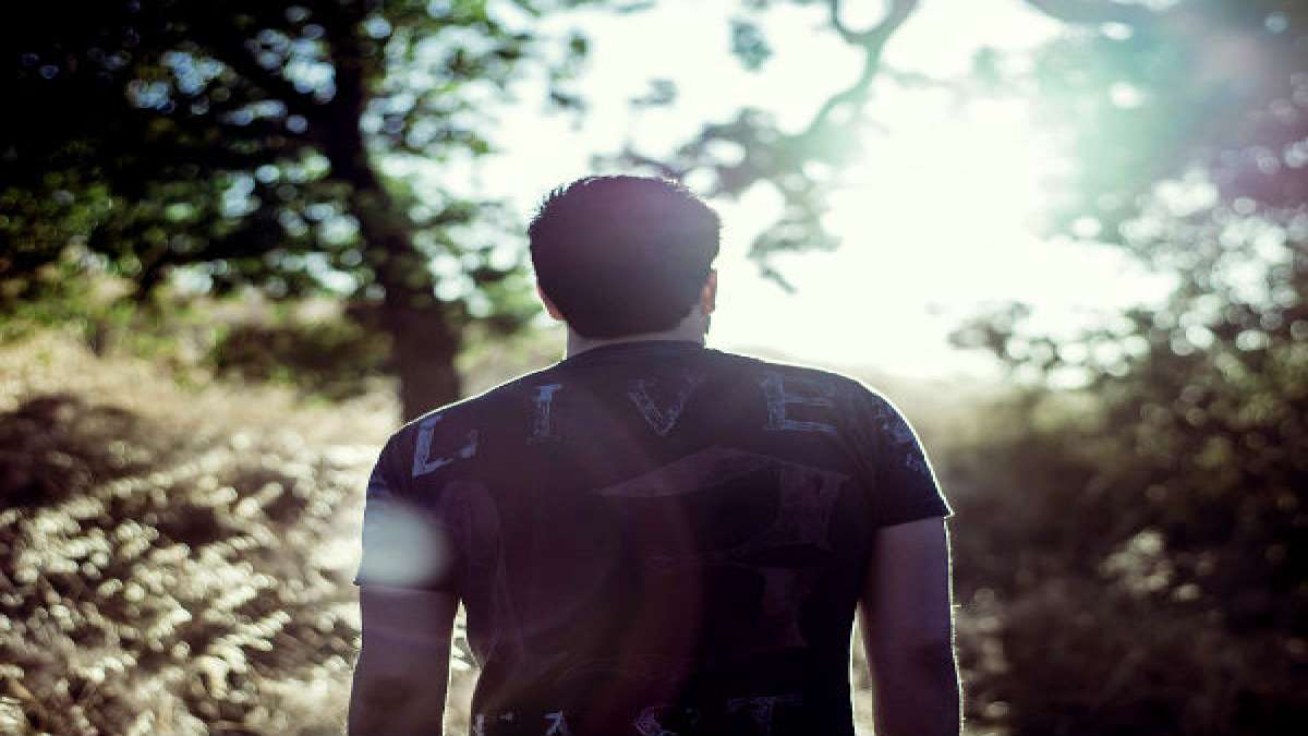 Facts About Men In Relationships - Boldsky.com