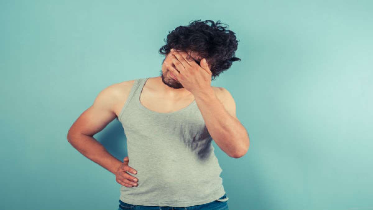 10 Embarrassing Health Problems Of Men - Boldsky.com