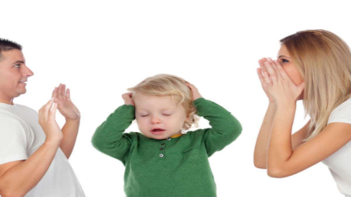 How To Handle Arguments In Front Of Kids - Boldsky.com