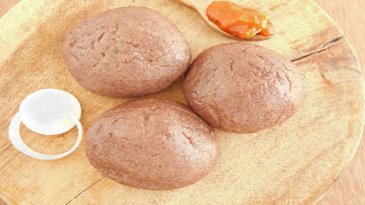 Easy Ragi Ball And Curry Recipe - Boldsky.com