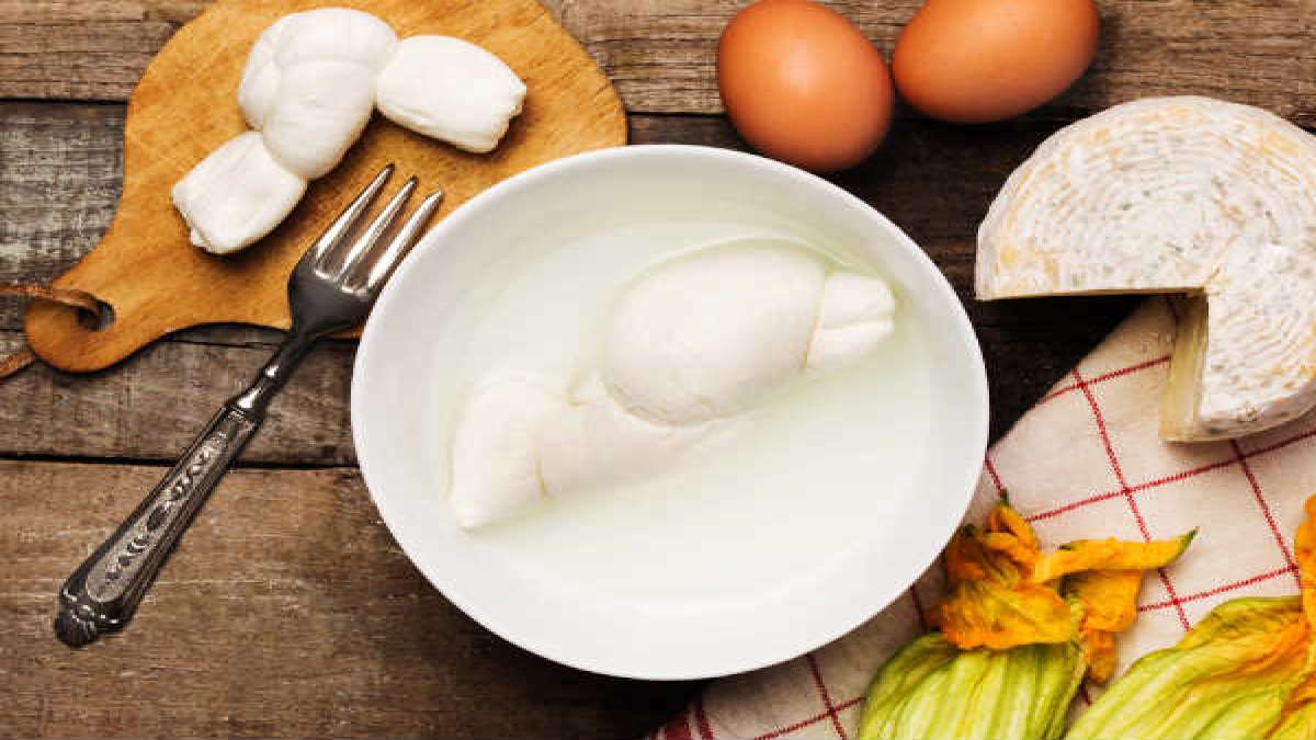 Amazing Uses Of Whey (Leftover Water From Paneer) - Boldsky.com