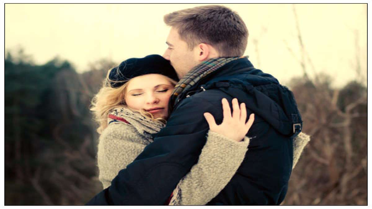 Hug Day 2020: Ready To Hug Your Special Someone? Then Do It The Right ...