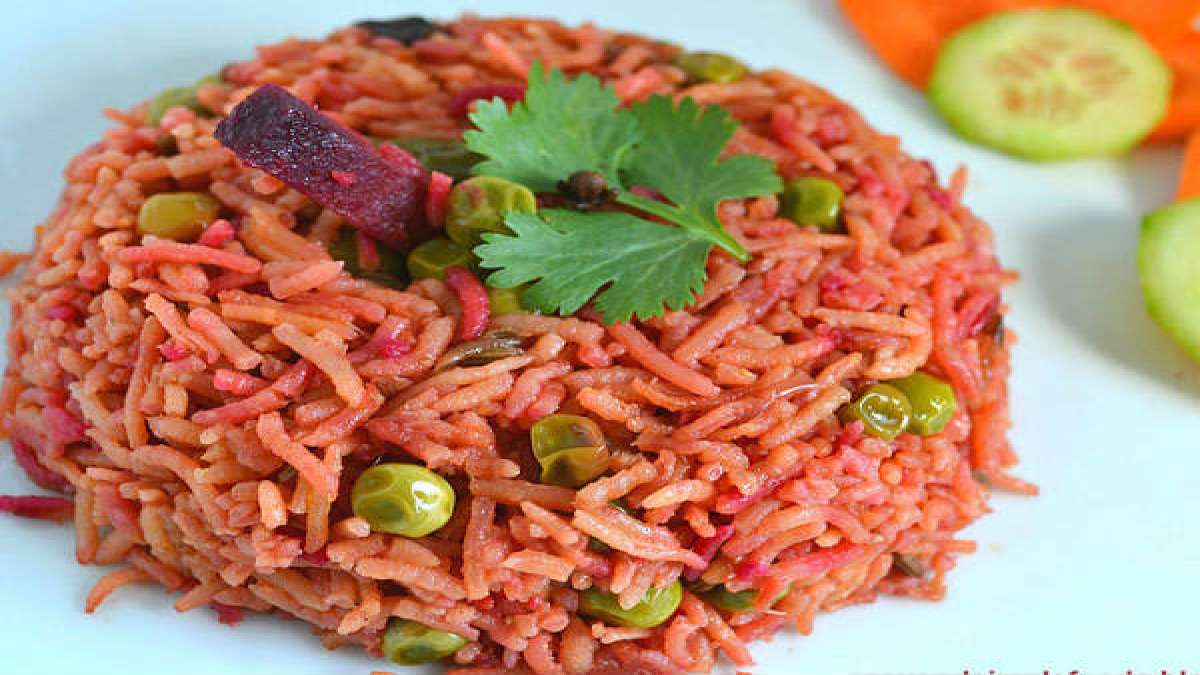 Tasty And Healthy Beetroot Pulao Recipe - Boldsky.com