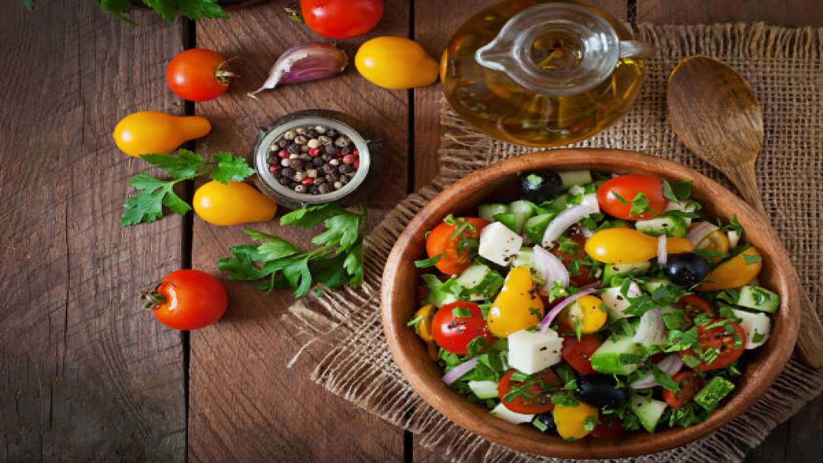 How To Make A Salad Healthy - Boldsky.com