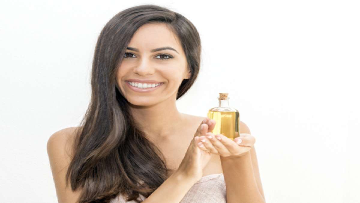 How To Choose A Hair Oil According To Your Hair Type - Boldsky.com