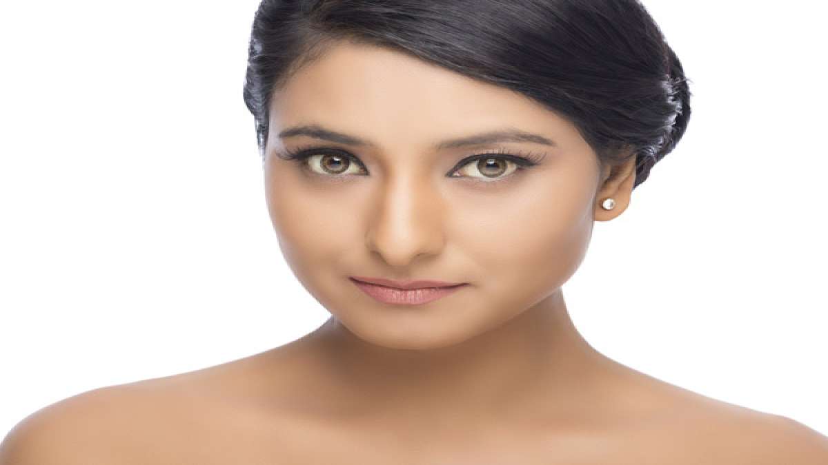 12 Indian DIY Face Masks For Glowing Skin - Boldsky.com