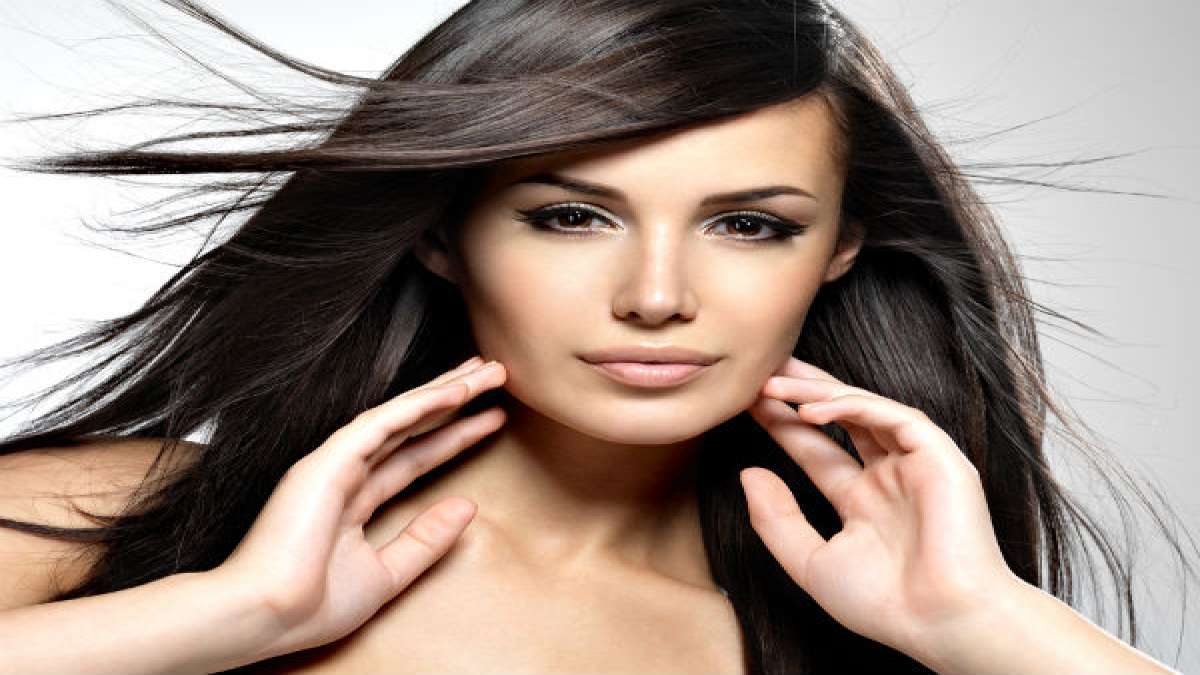 Simple Volume-building Tricks For Flat Hair - Boldsky.com