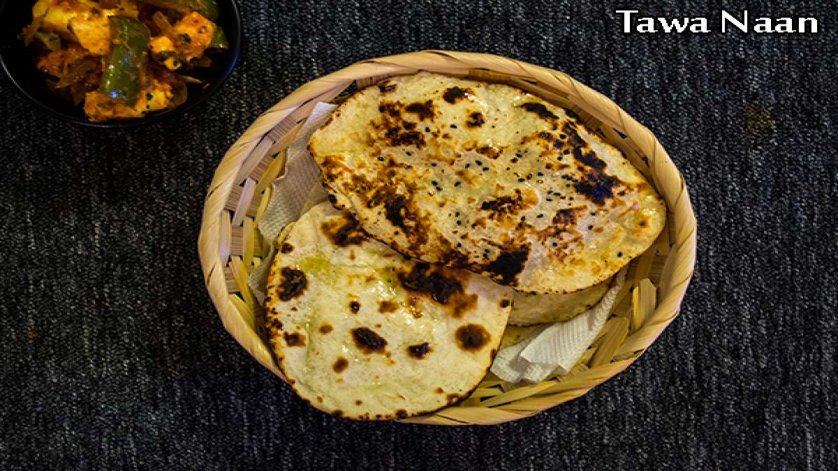 Tawa Naan Recipe: How To Make Naan On A Tawa At Home - Boldsky.com