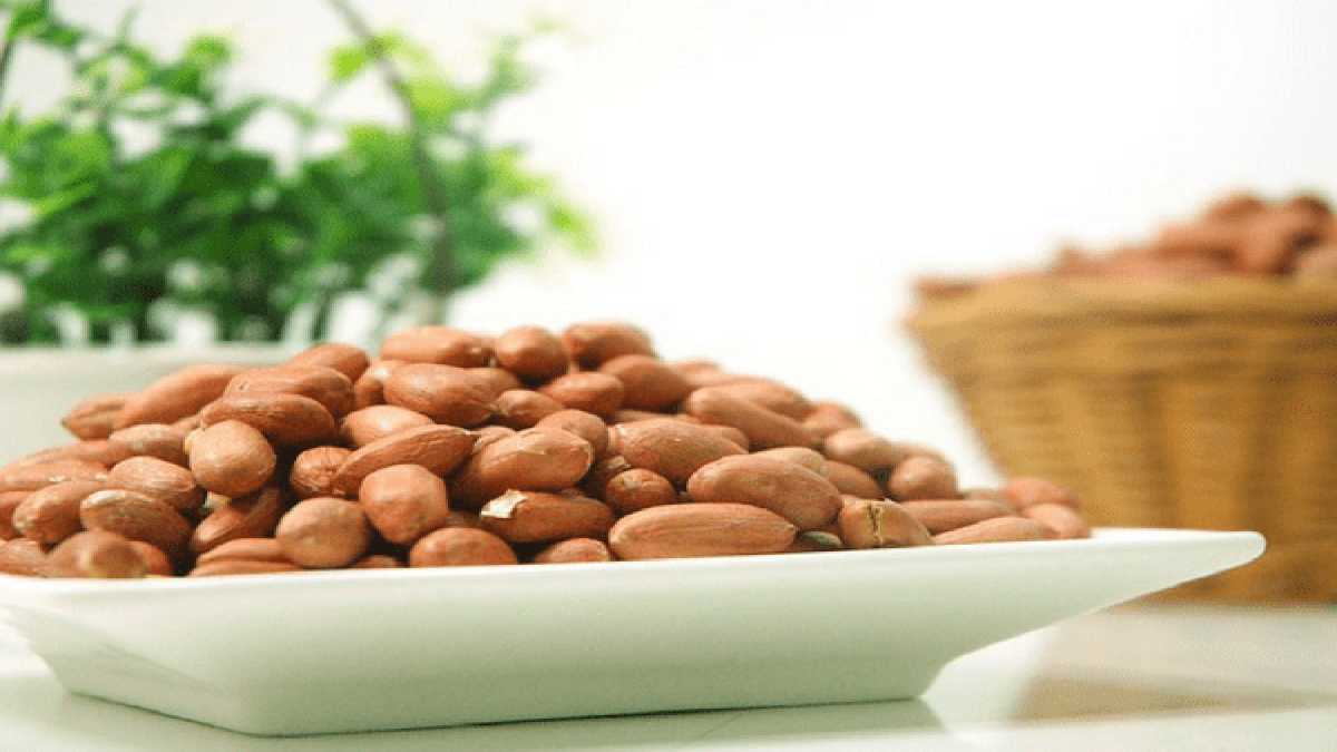 10 Best Nuts To Eat For Better Health - Boldsky.com