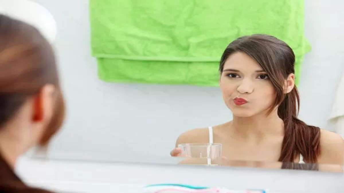 10 Health Benefits Of Oil Pulling - Boldsky.com