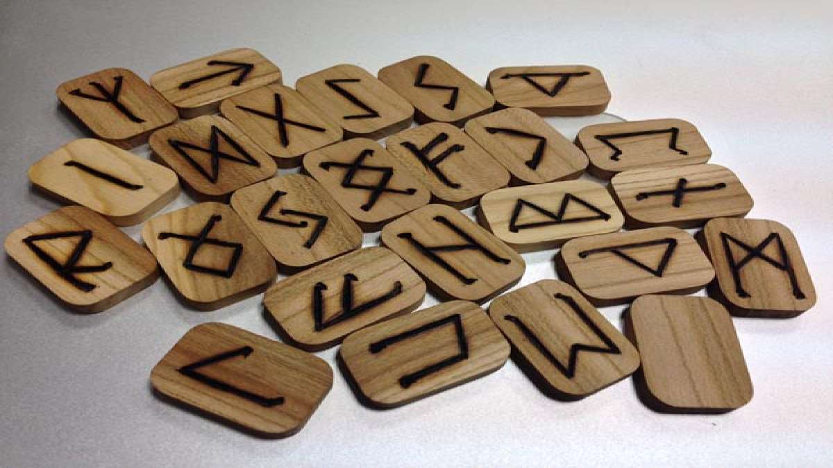 Pick A Rune And Know Its Message - Boldsky.com
